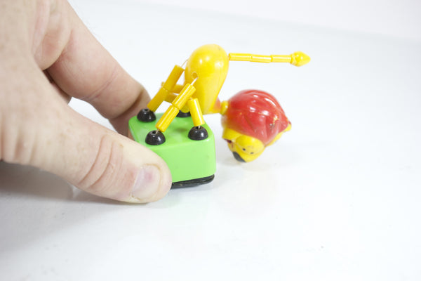 Vintage Lion Push Puppet British no. 969121 – Odd MoFo